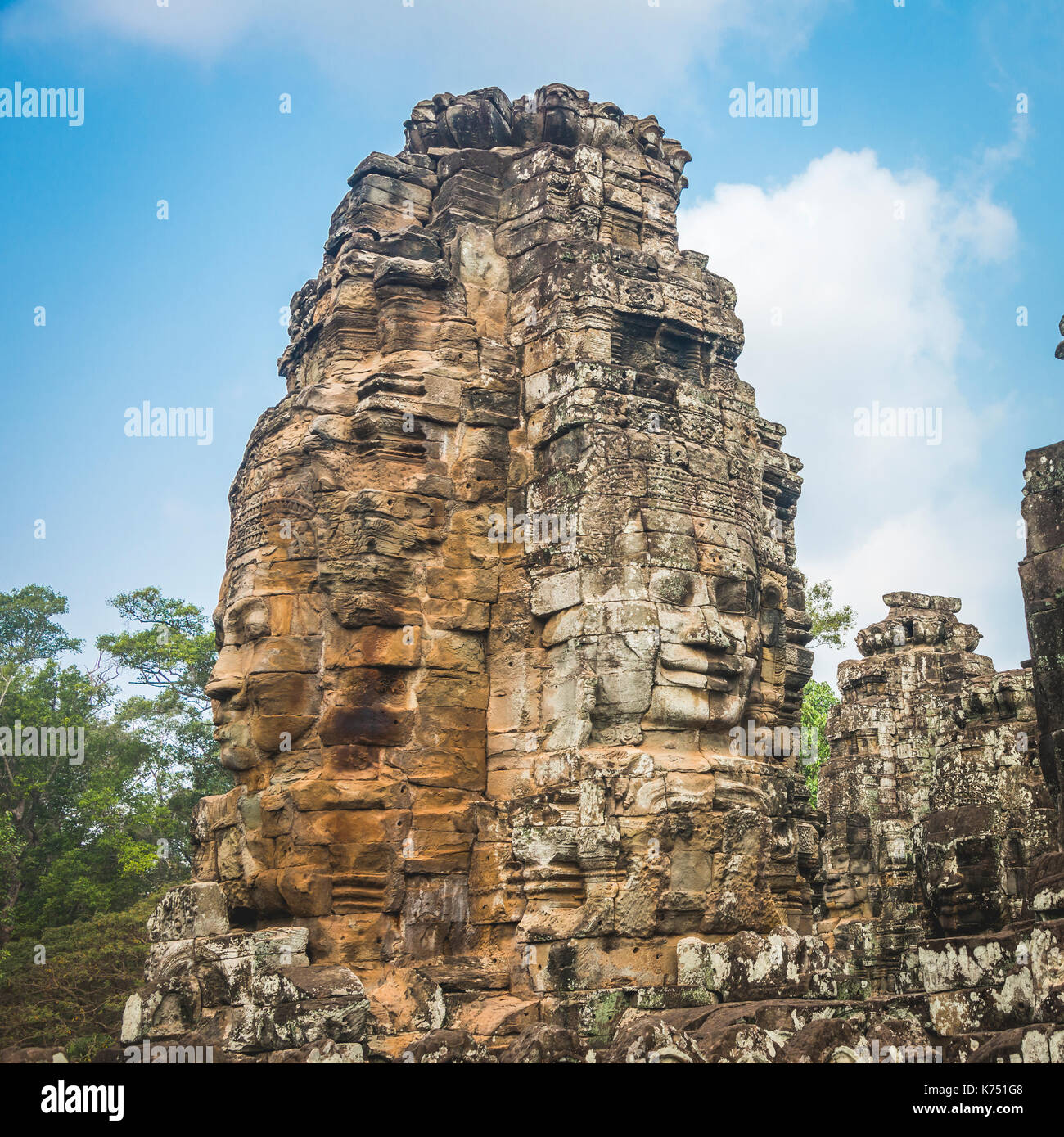 Face Tower, Stone Faces, Bodhisattva Lokeshvara, Avalokiteshvara ...