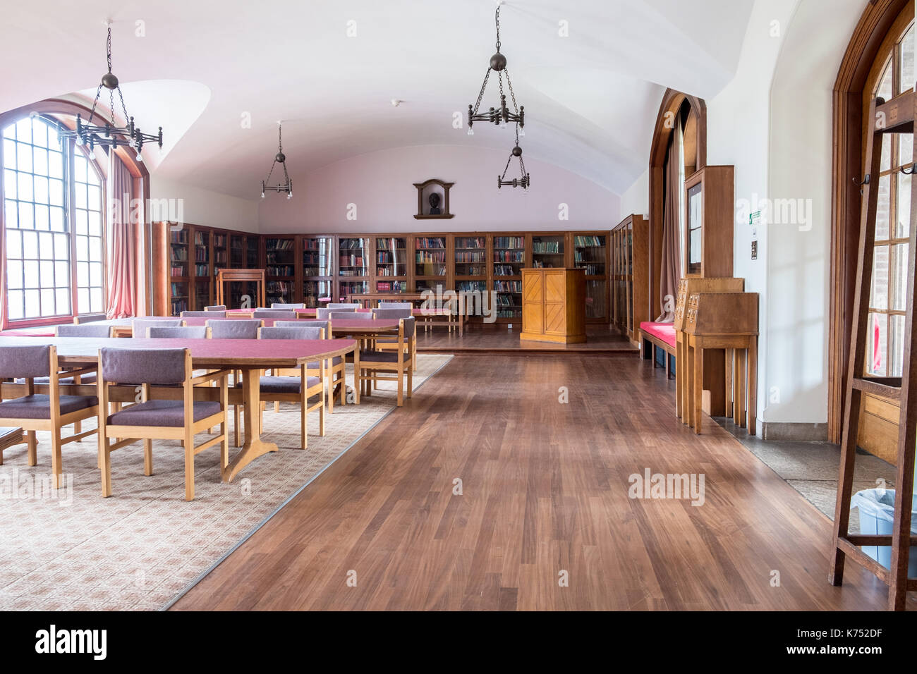 Library study room at University of Nottingham Stock Photo - Alamy