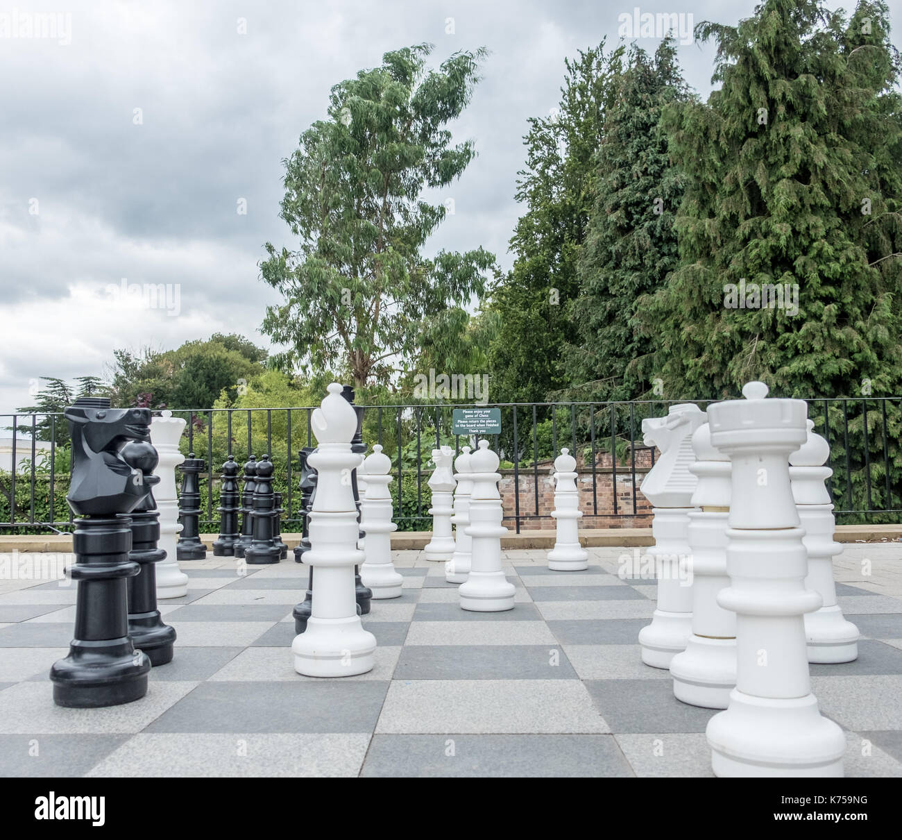 Outdoor Chess Set Stock Photos & Outdoor Chess Set Stock Images - Alamy