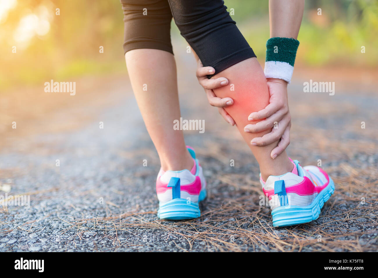 Injury leg fracture sport hi-res stock photography and images - Alamy