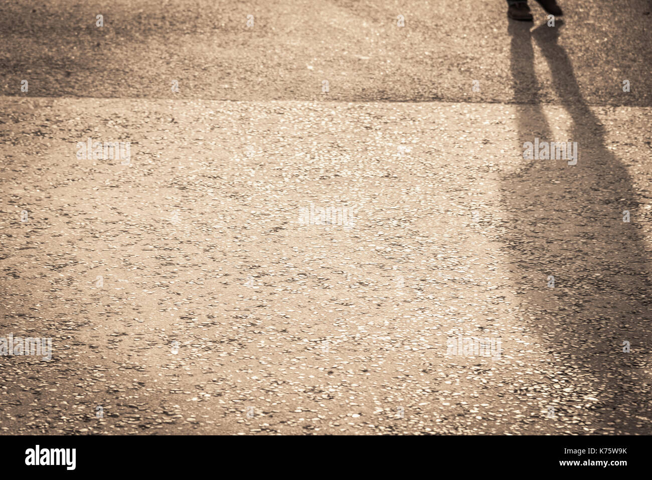 One person shadow street silhouette hi-res stock photography and images ...