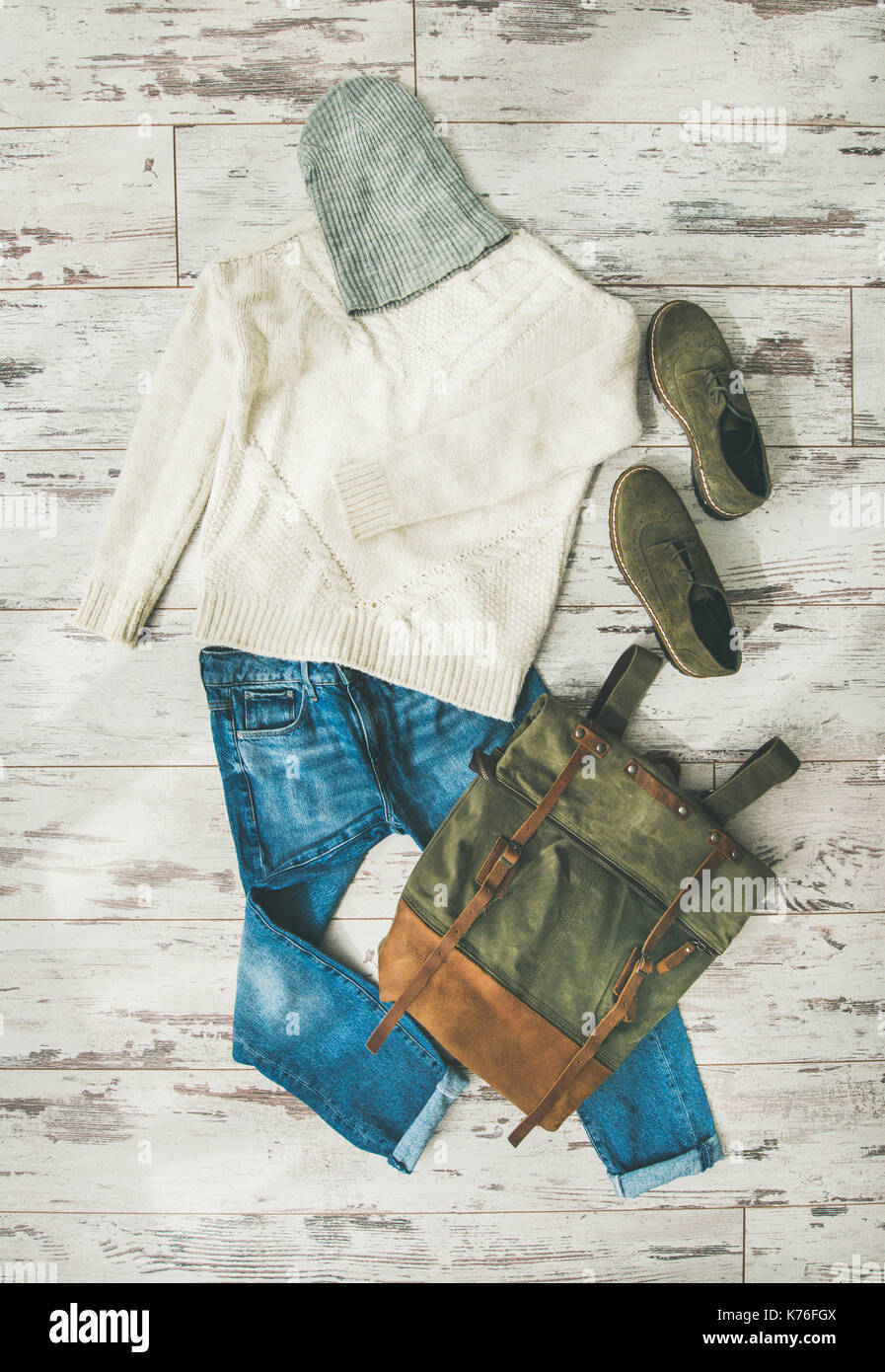 Flat-lay of Fall lady' s clothes outfit, trendy autumn look Stock Photo ...
