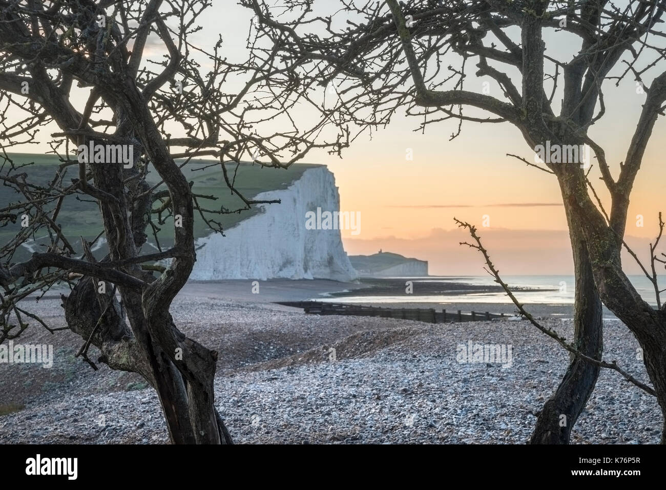 Beautiful sunrise landscape of Seven Sisters cliffs landmark on English ...