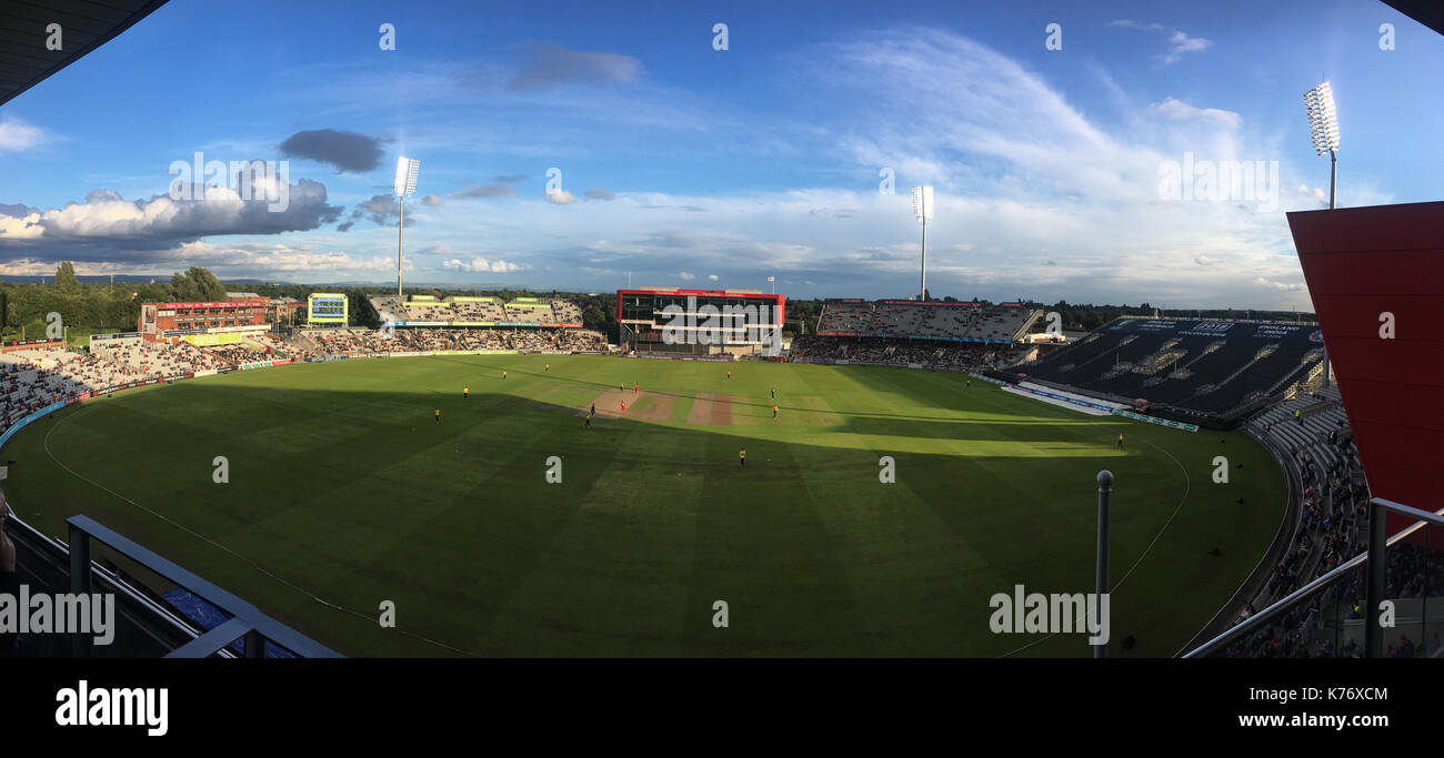Manchester cricket ground hi-res stock photography and images - Alamy