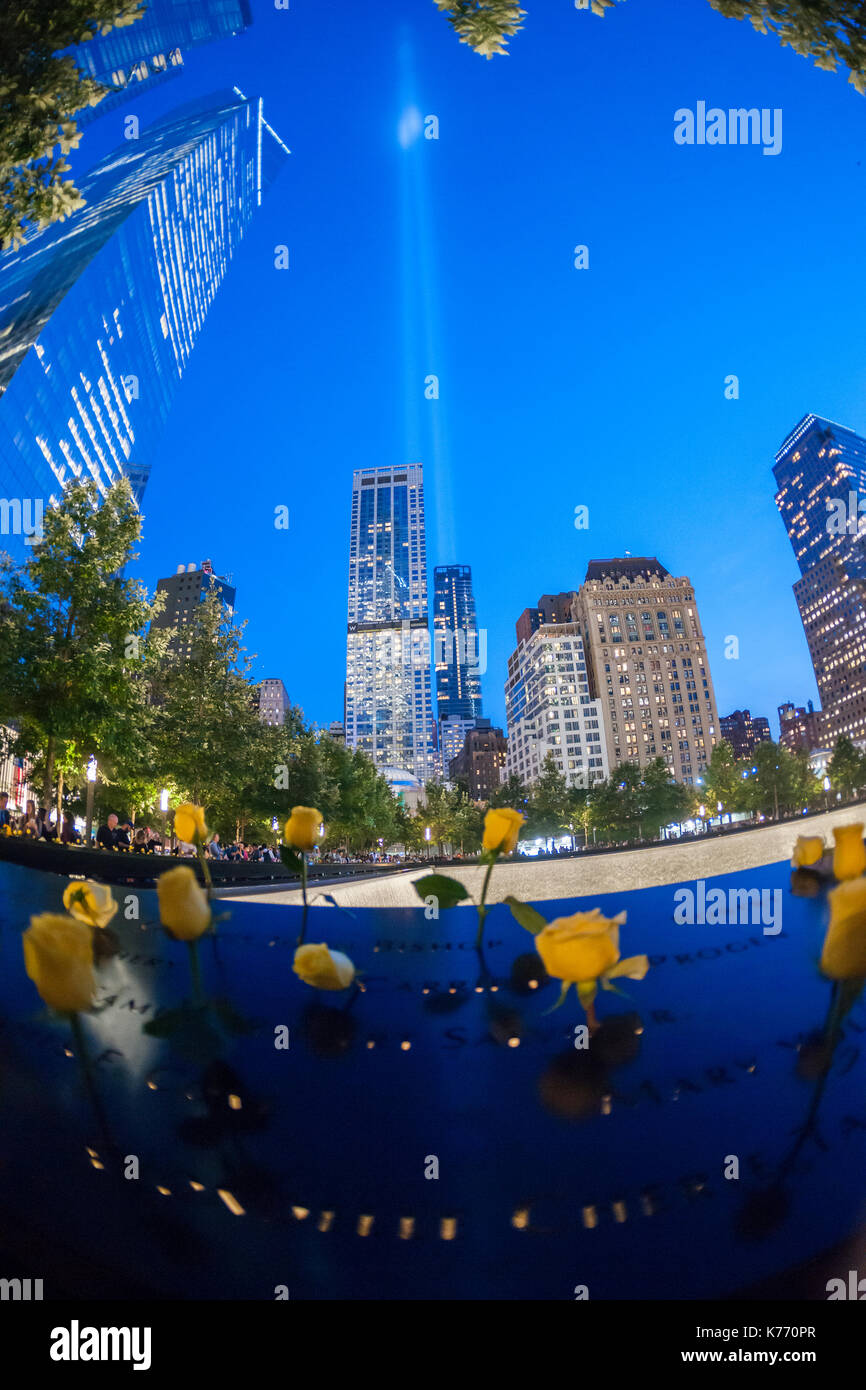 The Tribute in Light shines over the 9/11 Memorial in New York on ...