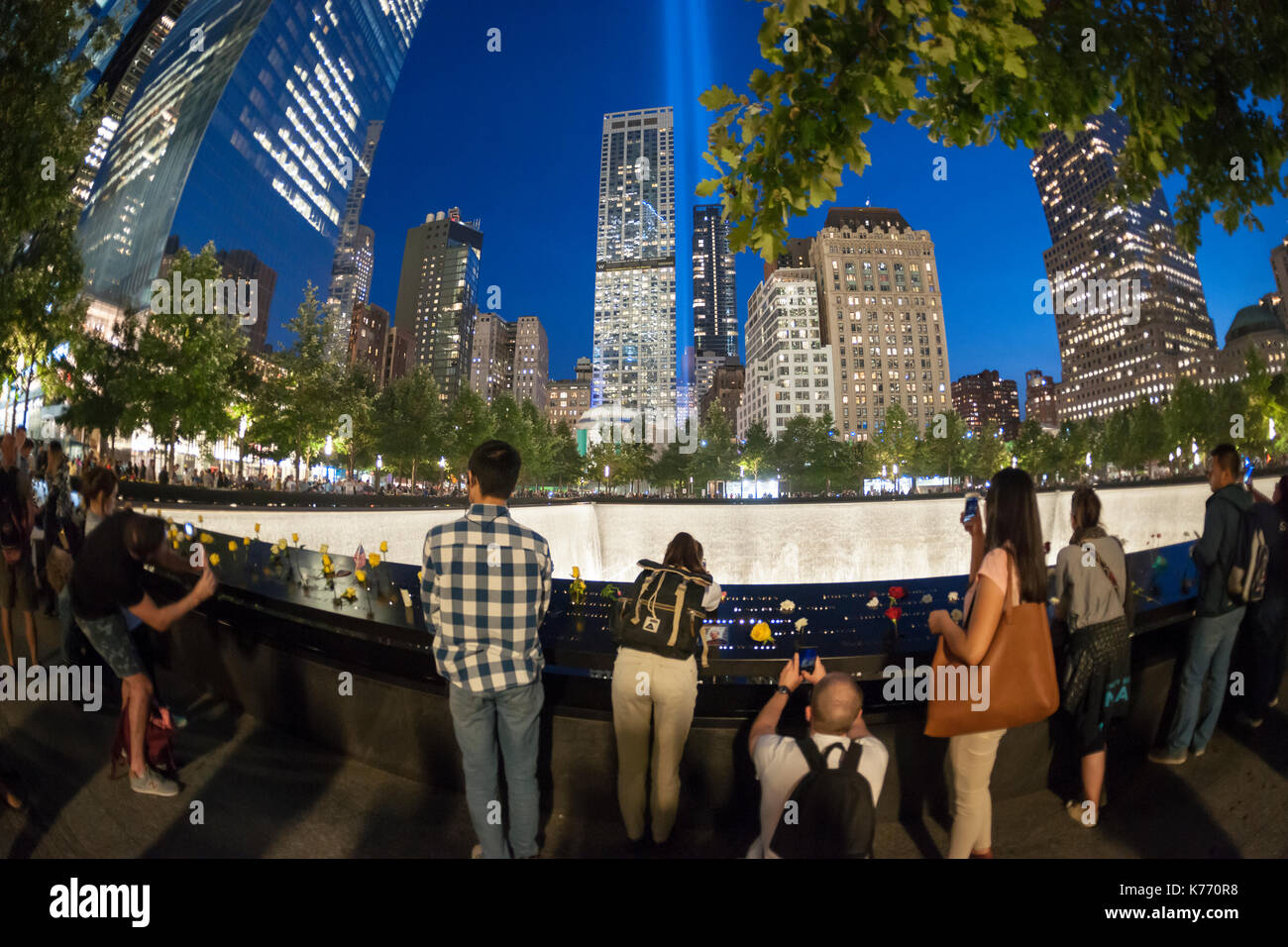 The Tribute in Light shines over the 9/11 Memorial in New York on ...