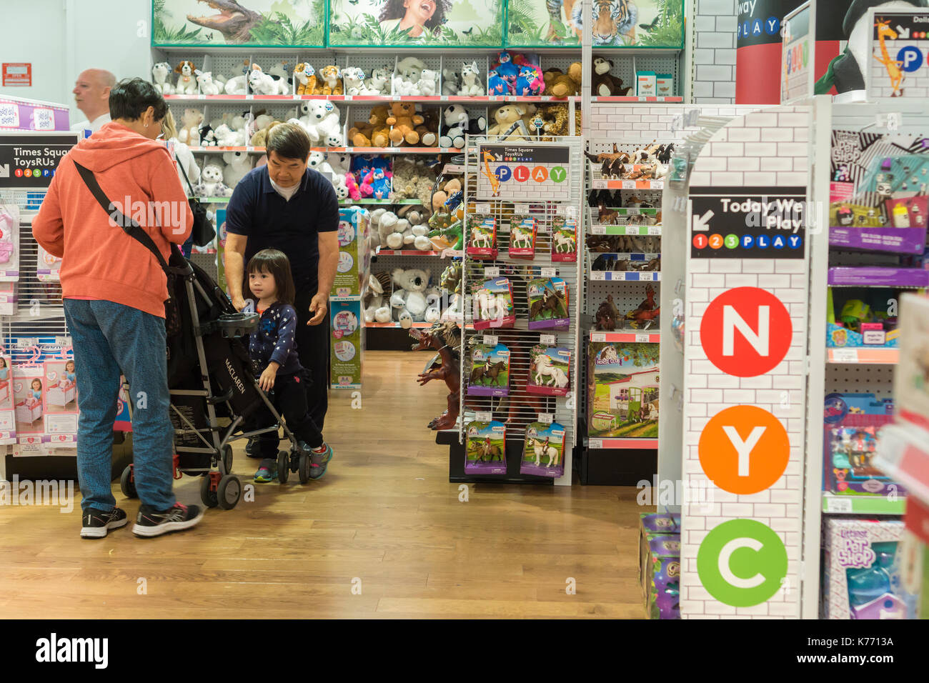 Toys R Us Locations In New York at Julian Samuel blog