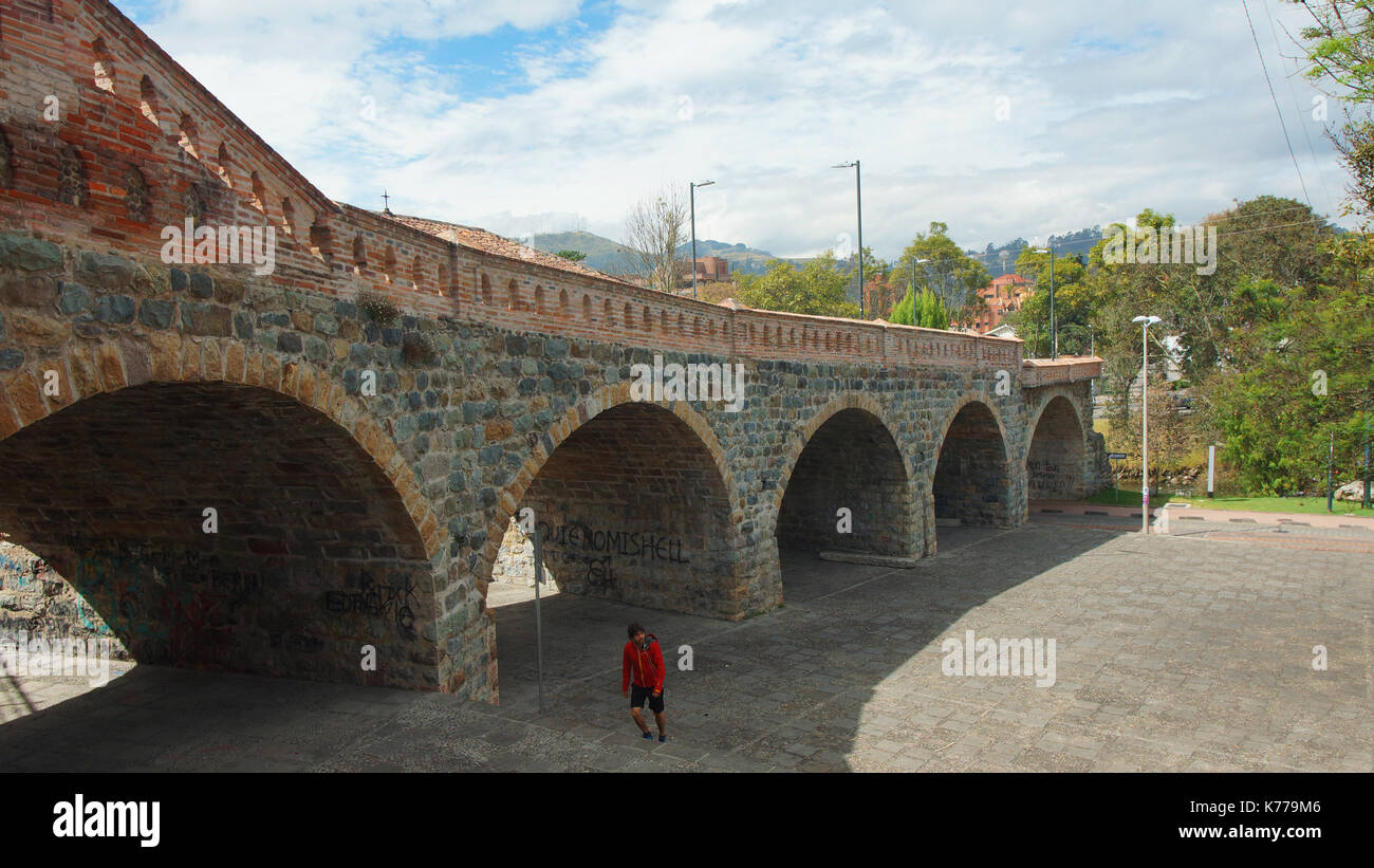 Cuenca ecuador city hi-res stock photography and images - Alamy