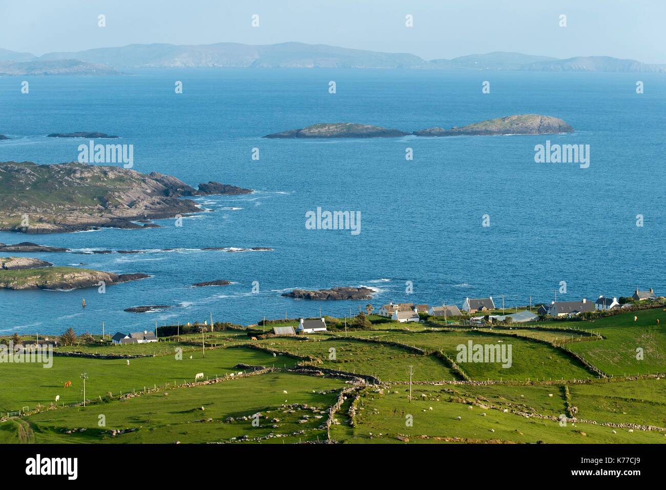 Ireland, County Kerry, Iveragh Peninsula, Ring of Kerry, Caherdaniel ...