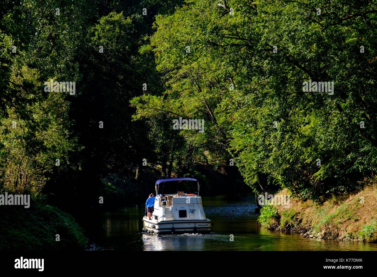 France, Lot, Quercy, the Lot river near Saint Cirq Lapopie Stock Photo ...