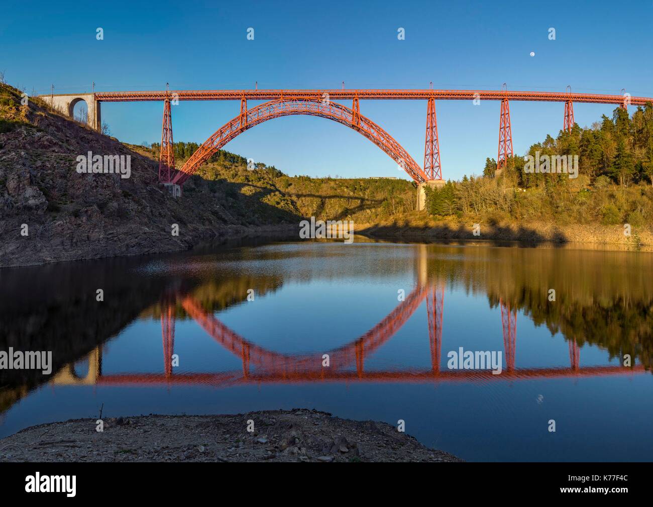 Garabit train hi-res stock photography and images - Alamy