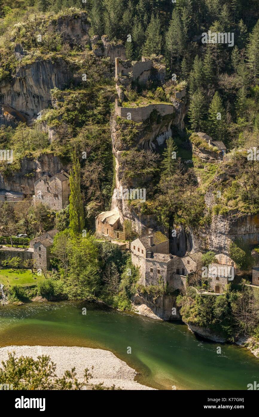 Village castelbouc in du cevennes tarn hi-res stock photography and ...