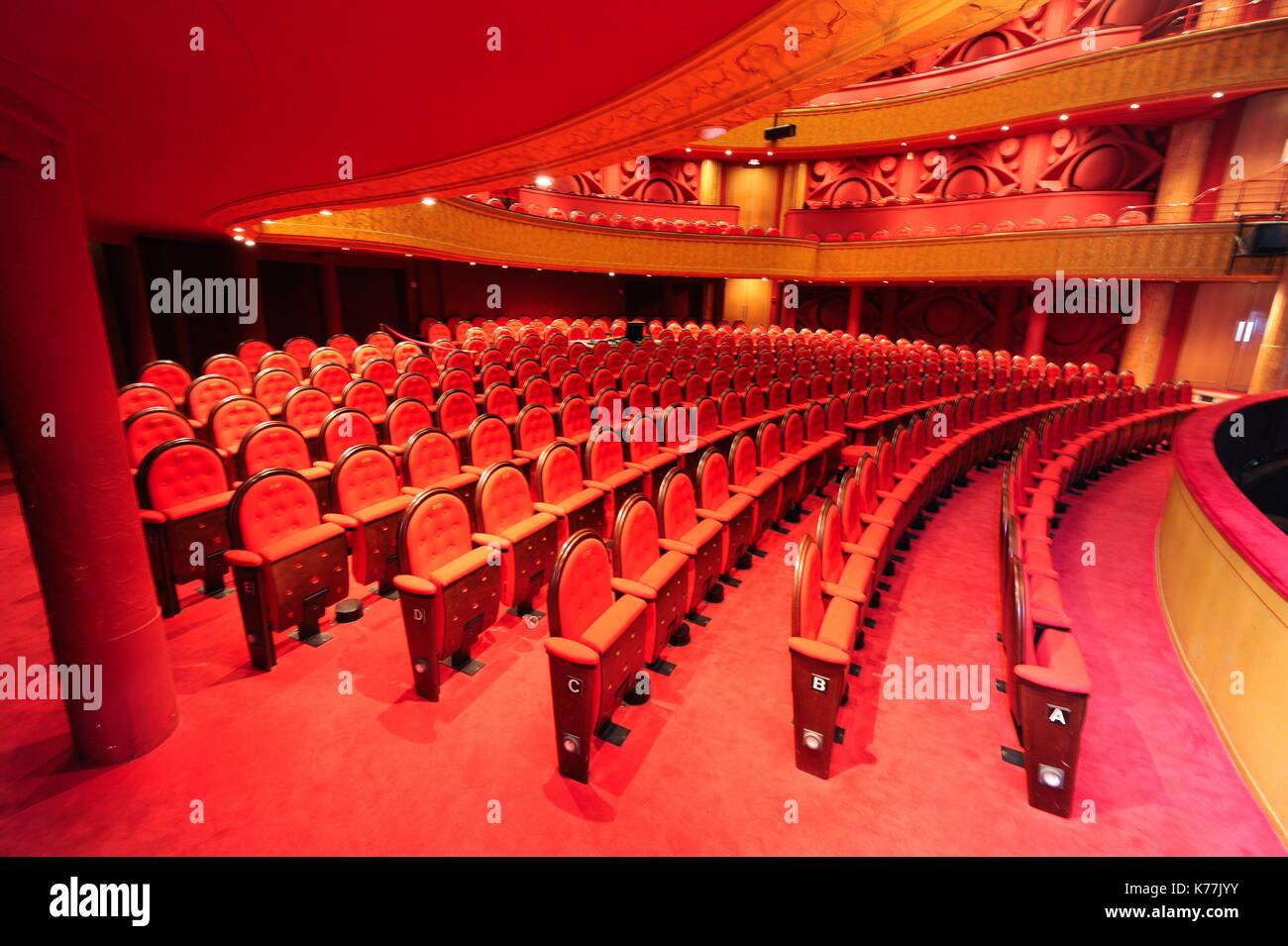 Reims opera house hi-res stock photography and images - Alamy