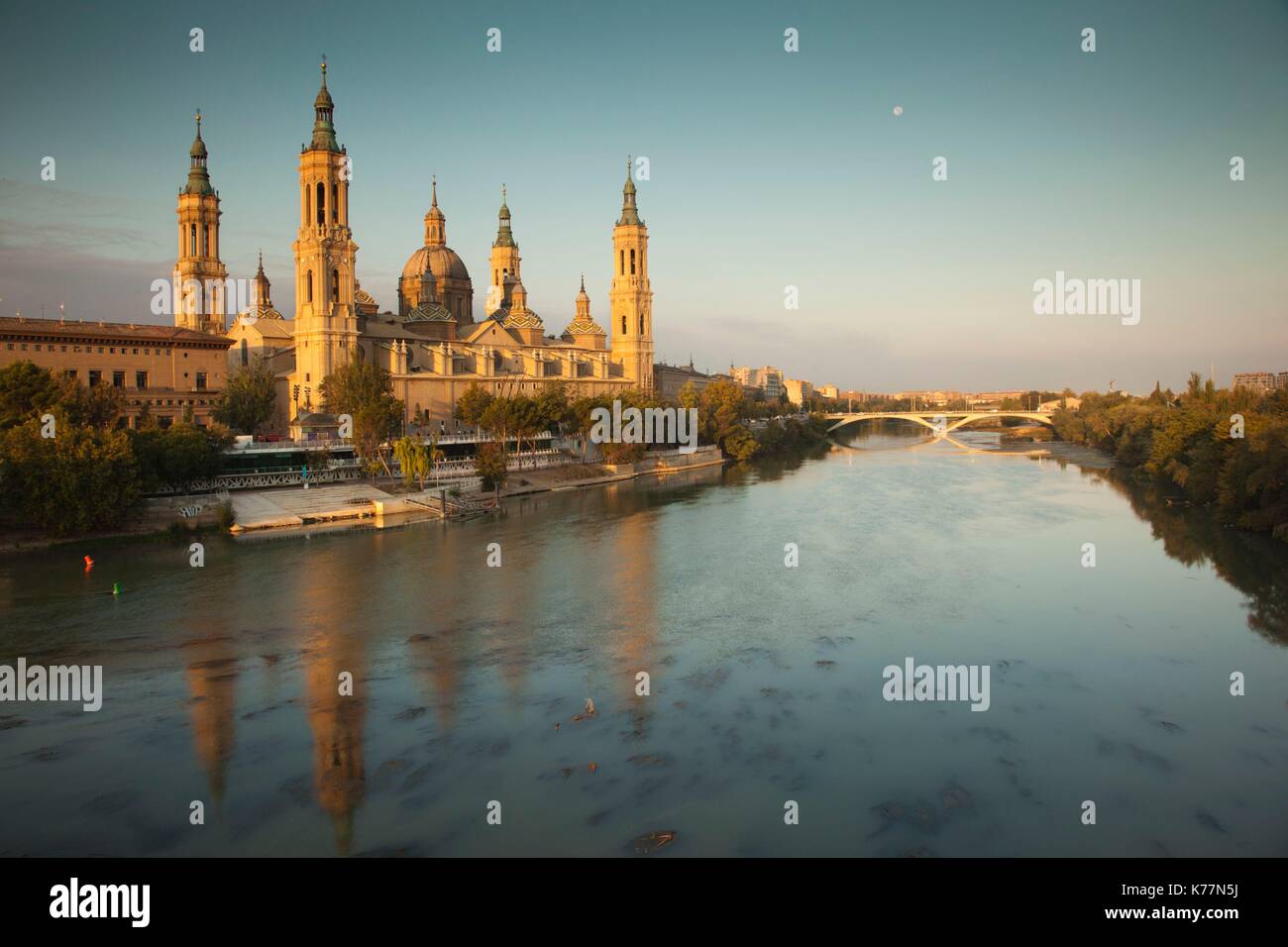 Spain, Aragon Region, Zaragoza Province, Zaragoza, Basilica de Nuestra ...