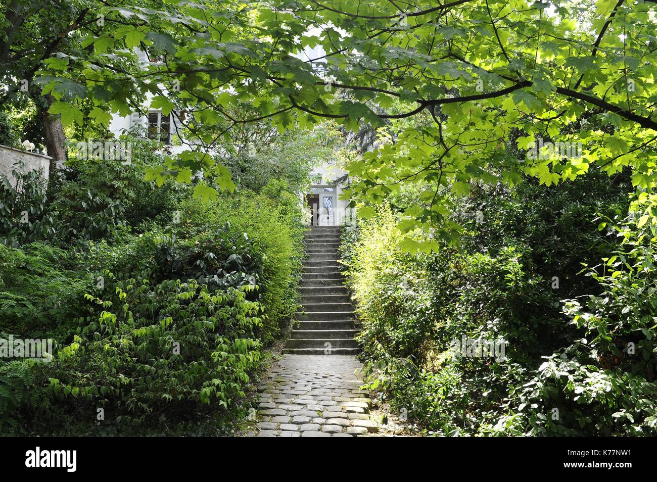 France, Paris, district of Montmartre, the museum of Montmartre Stock ...