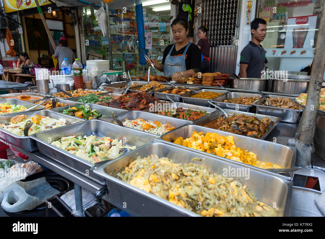 Bangkok street stall cuisine hi-res stock photography and images - Alamy