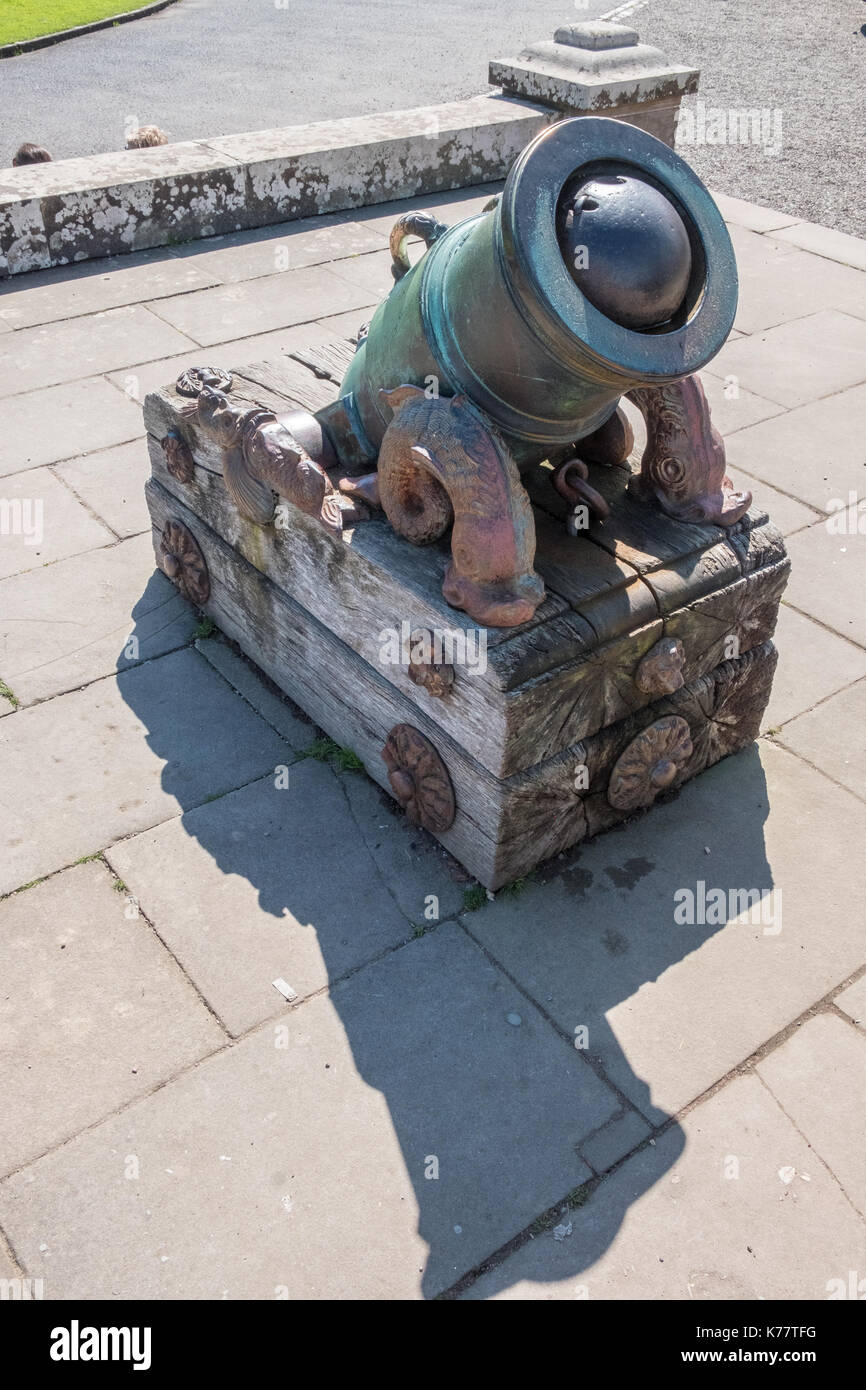 Cannon pointing towards sea off west coast of Scotland from Culzean ...