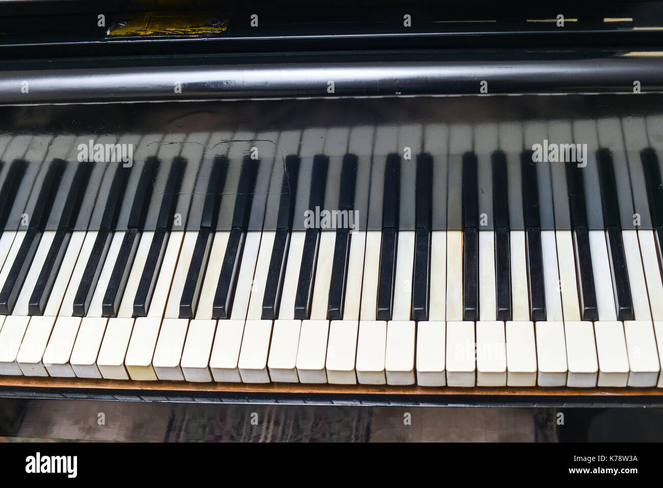 Jazz piano vintage record hi-res stock photography and images - Alamy