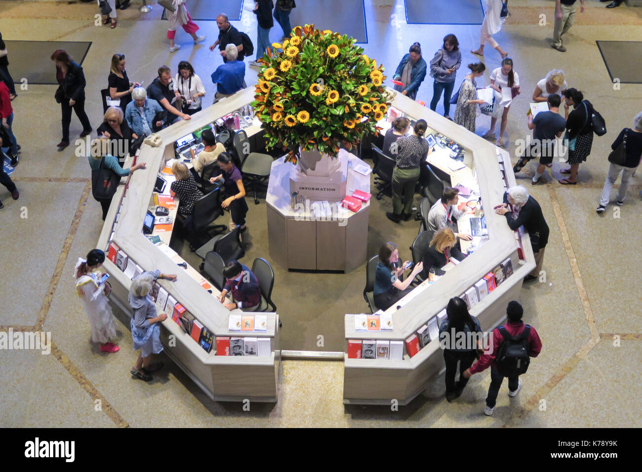 Information desk museum hi-res stock photography and images - Alamy