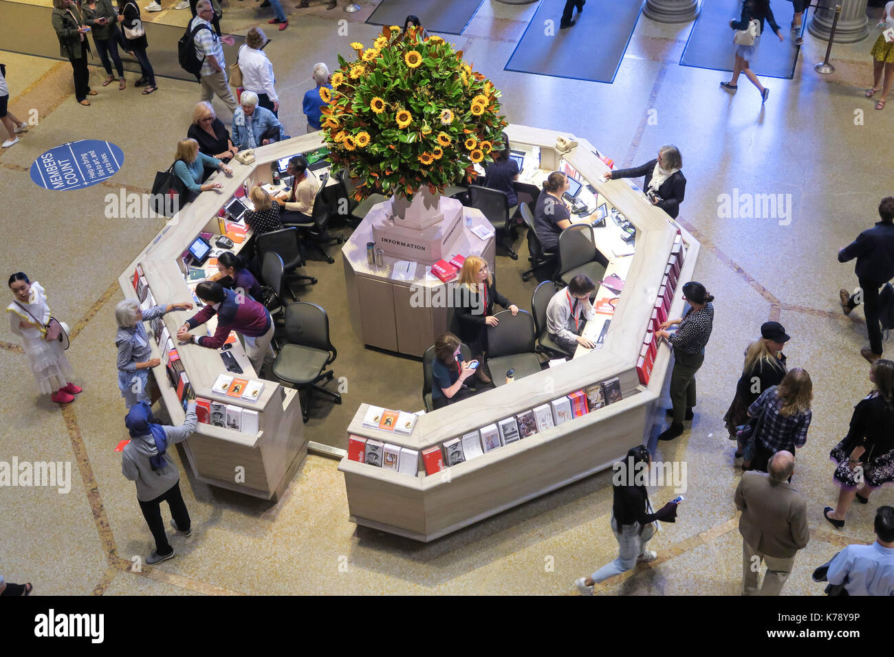 Information desk museum hi-res stock photography and images - Alamy