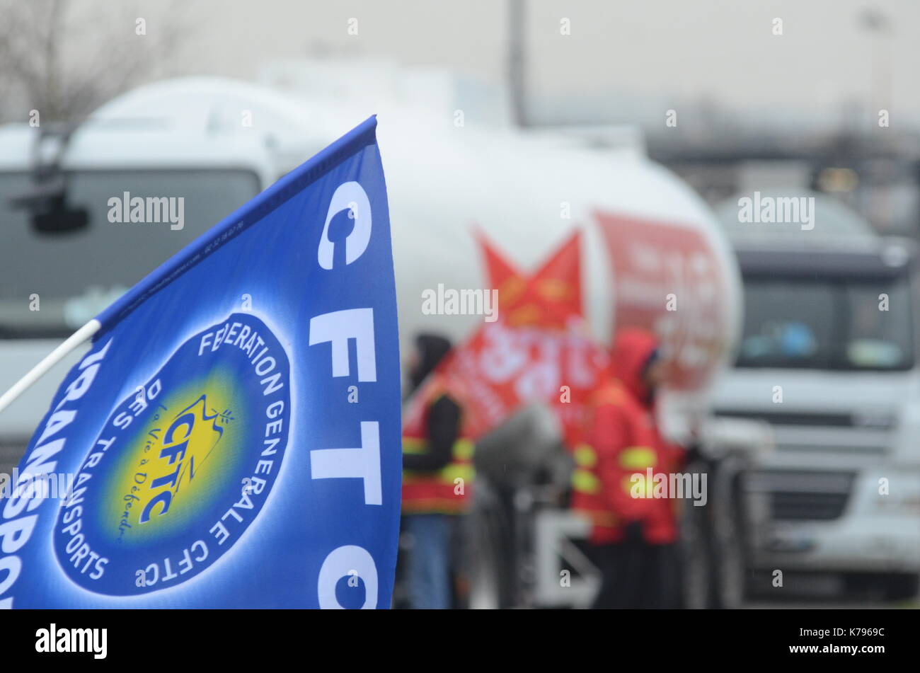 Truck drivers block petrol refinery in Feyzin, France Stock Photo - Alamy