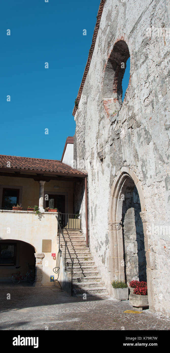 Venzone. After the earthquake. The most beautiful village in italy ...