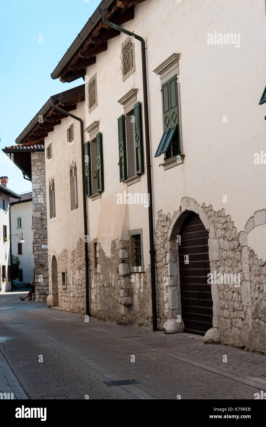 Venzone. After the earthquake. The most beautiful village in italy ...