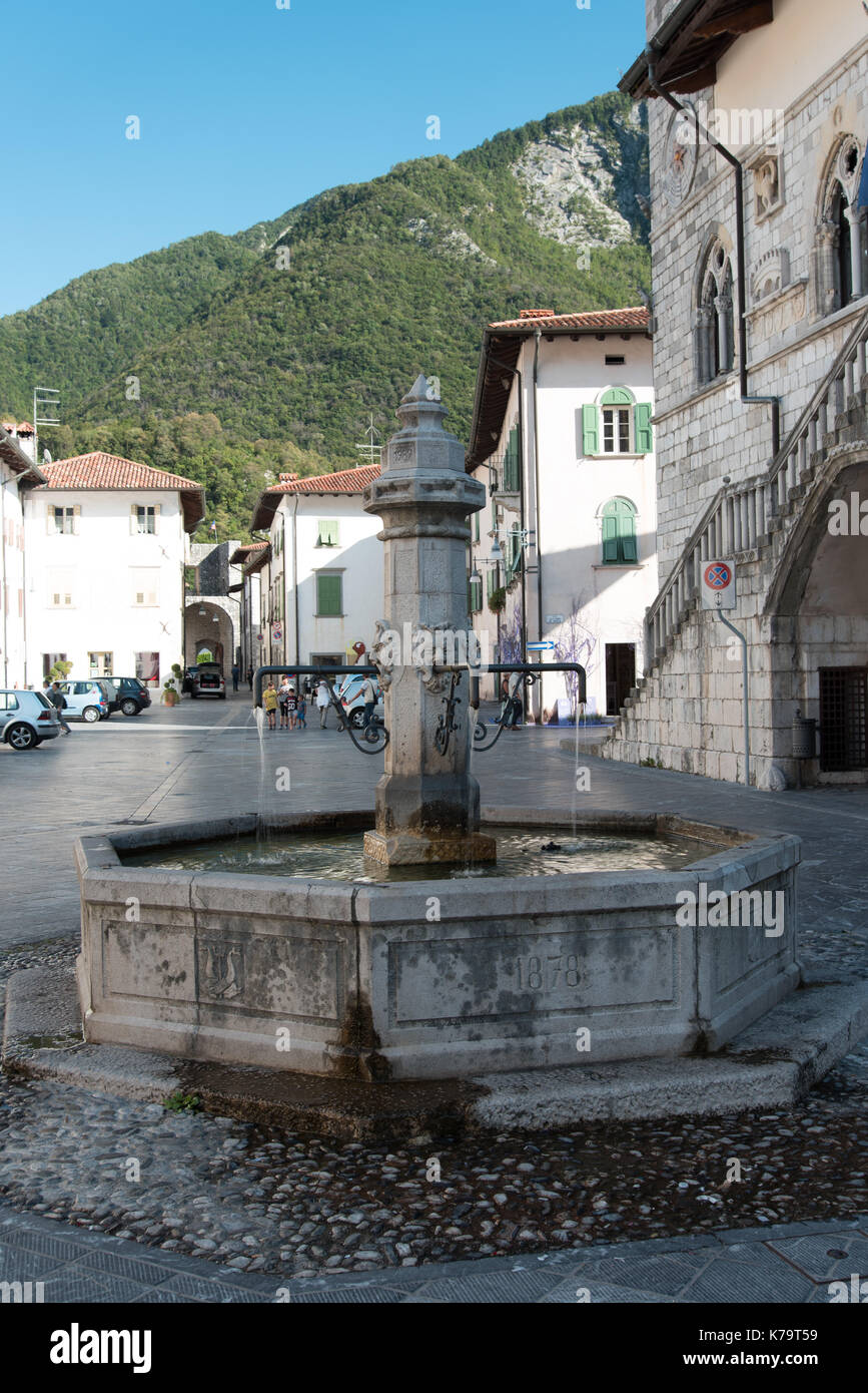 Venzone. After the earthquake. The most beautiful village in italy ...