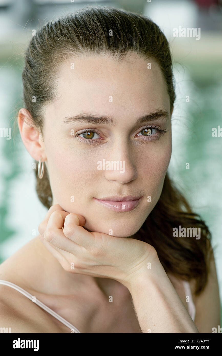 Woman serenity hi-res stock photography and images - Alamy