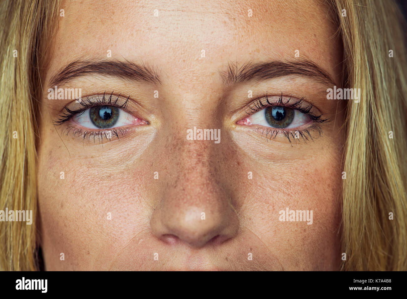 Full face portraits hi-res stock photography and images - Alamy