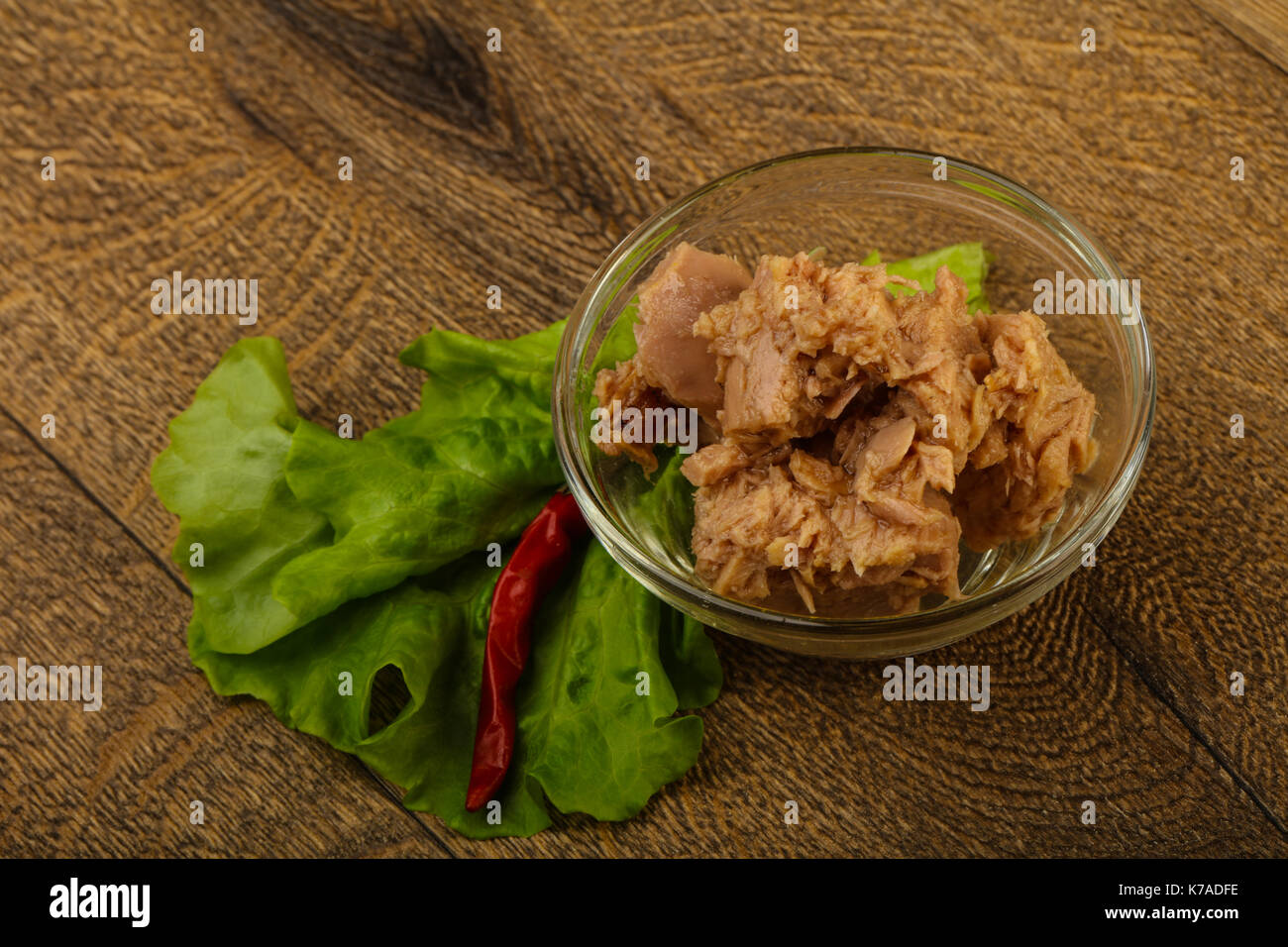 Canned tuna fish in the bowl ready for cooking Stock Photo - Alamy
