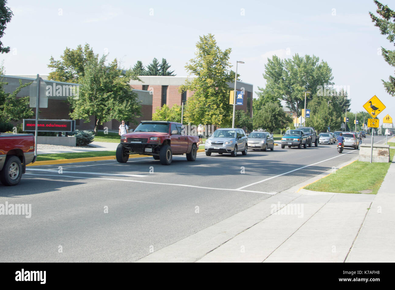 Students usa university campus montana hi-res stock photography and ...