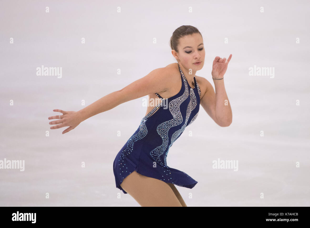 Kristen spours skating hi-res stock photography and images - Alamy