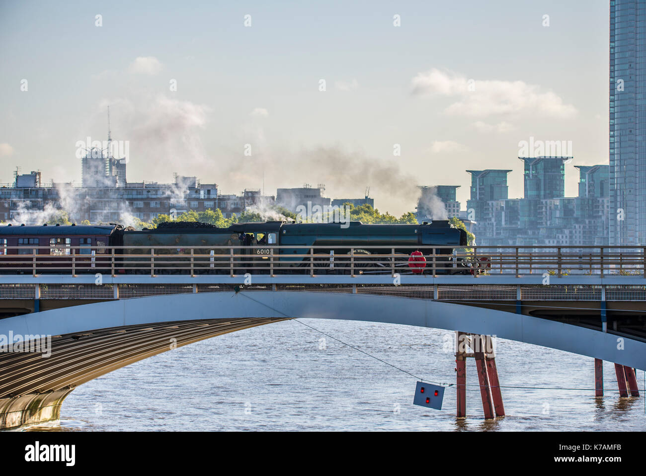 LNER A3 Class steam locomotive ‘Flying Scotsman’ crosses Grosvenor ...