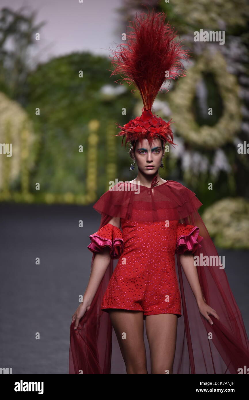 Madrid, Spain. 15th Sep, 2017. Model wears at collection runway a ...