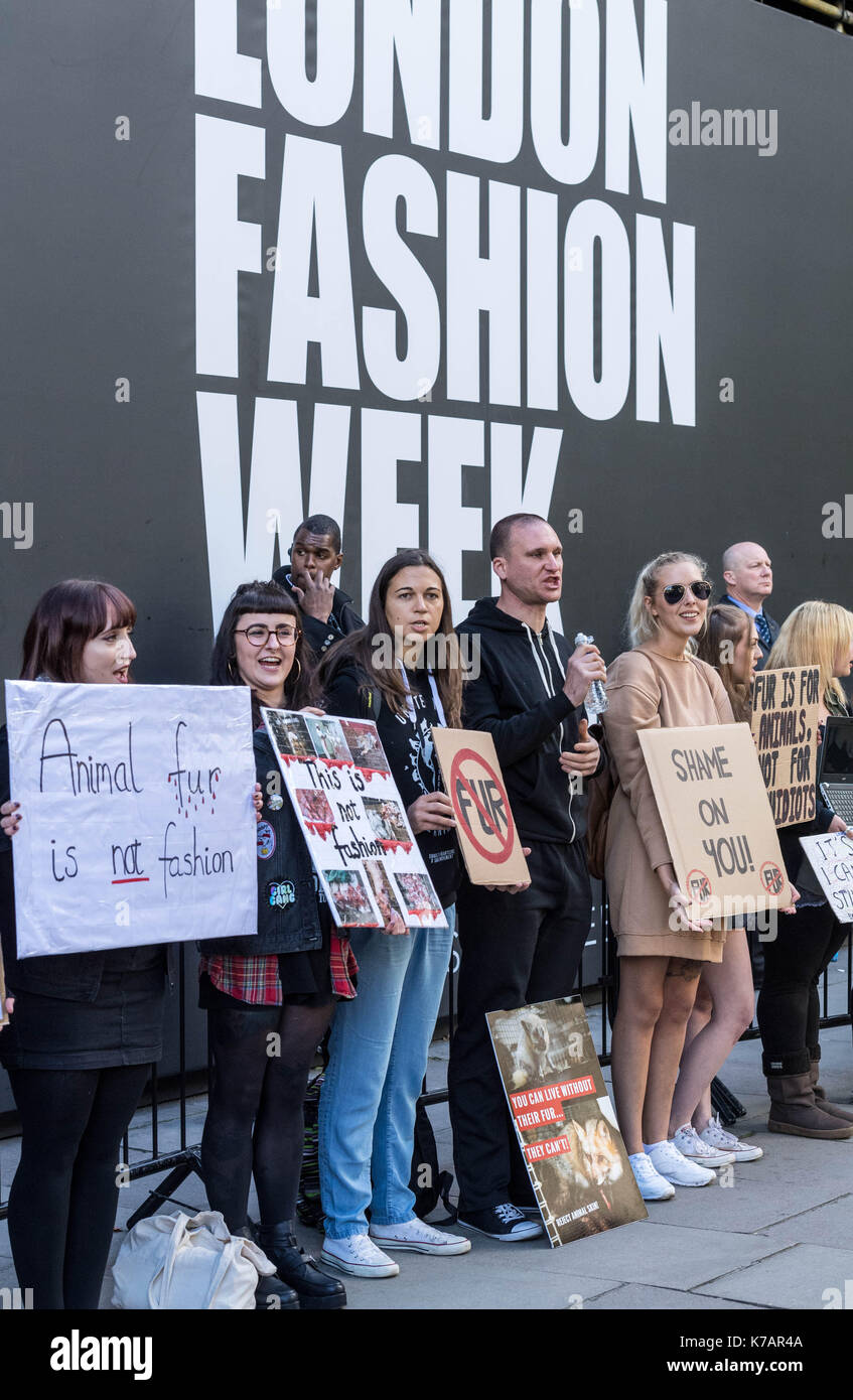 Anti fur portest hi-res stock photography and images - Alamy