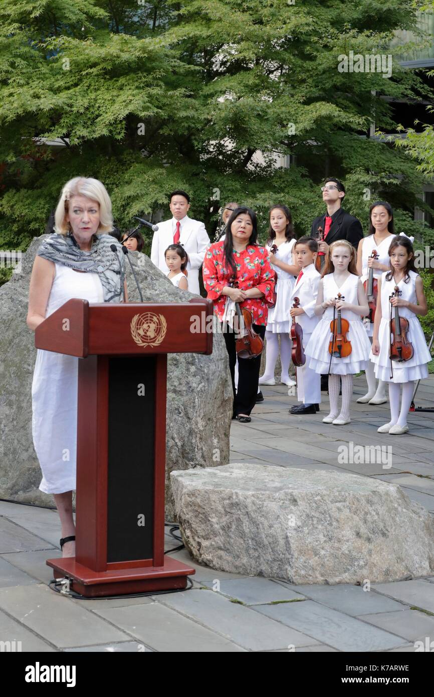 Alison smale hi-res stock photography and images - Alamy