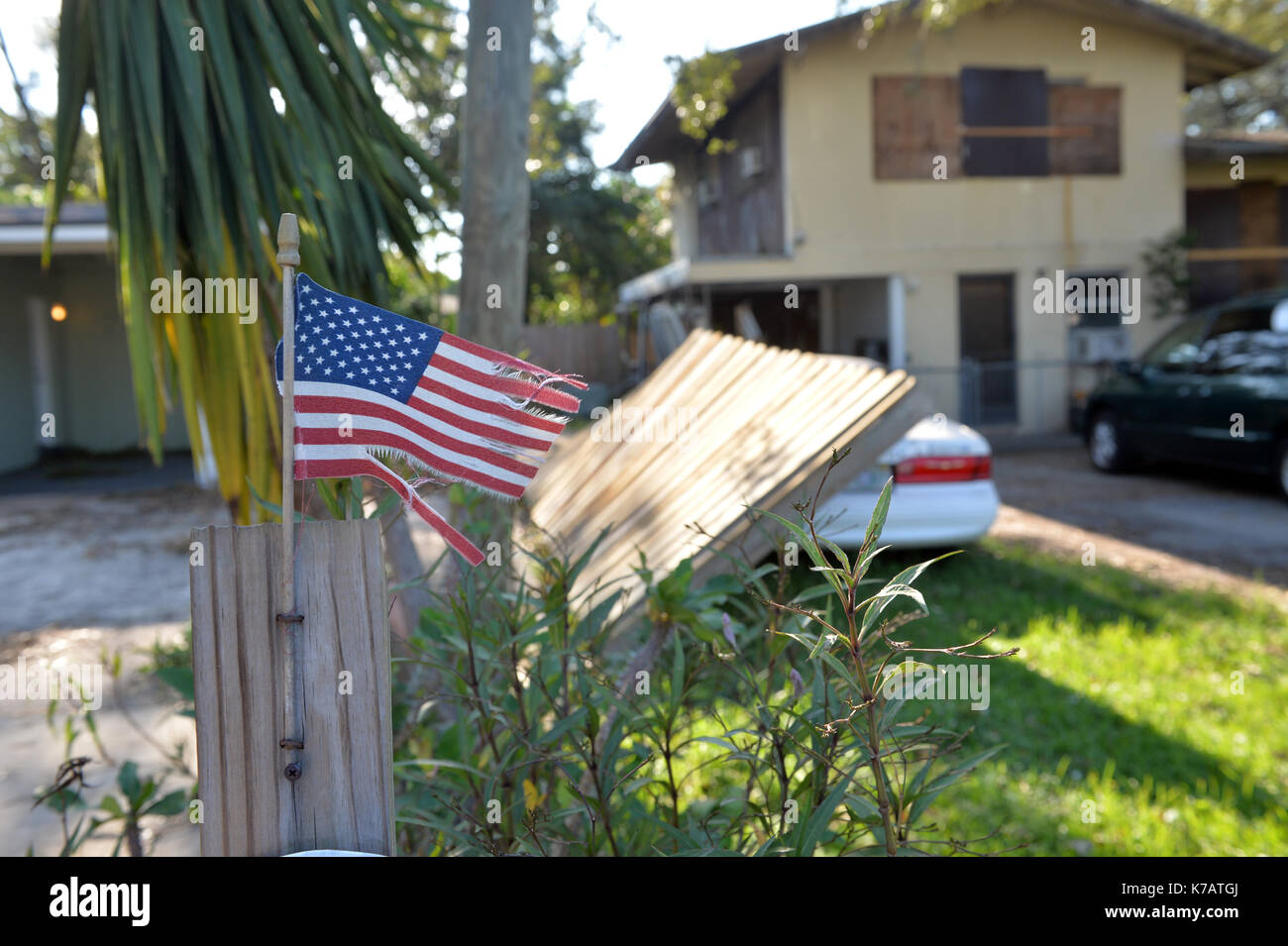 Car hit by fence hi-res stock photography and images - Alamy