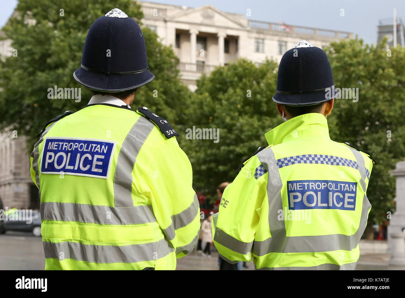 Security officers in trafalgar square hi-res stock photography and ...