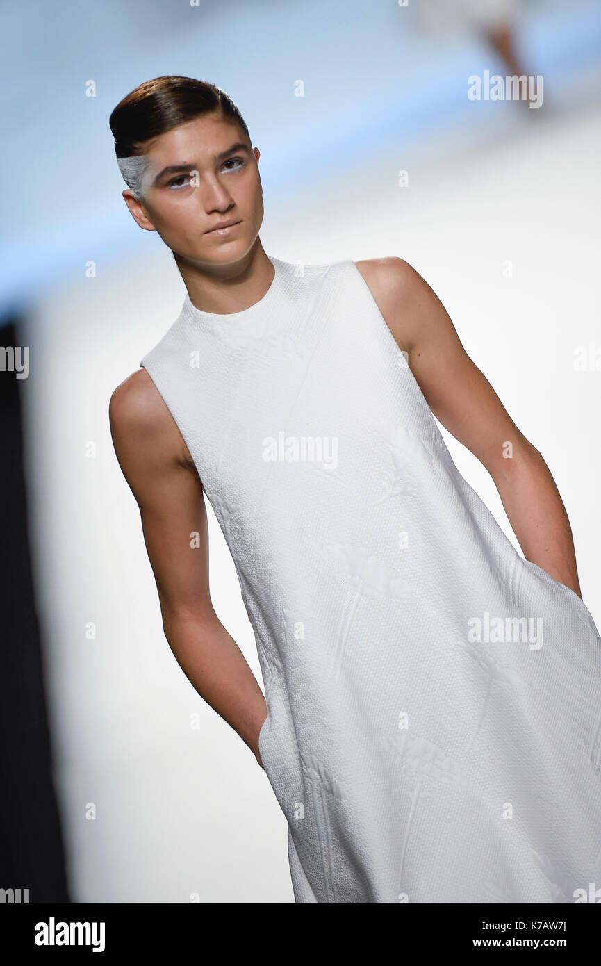 Madrid, Spain. 15th Sep, 2017. Model wears at collection runway a ...