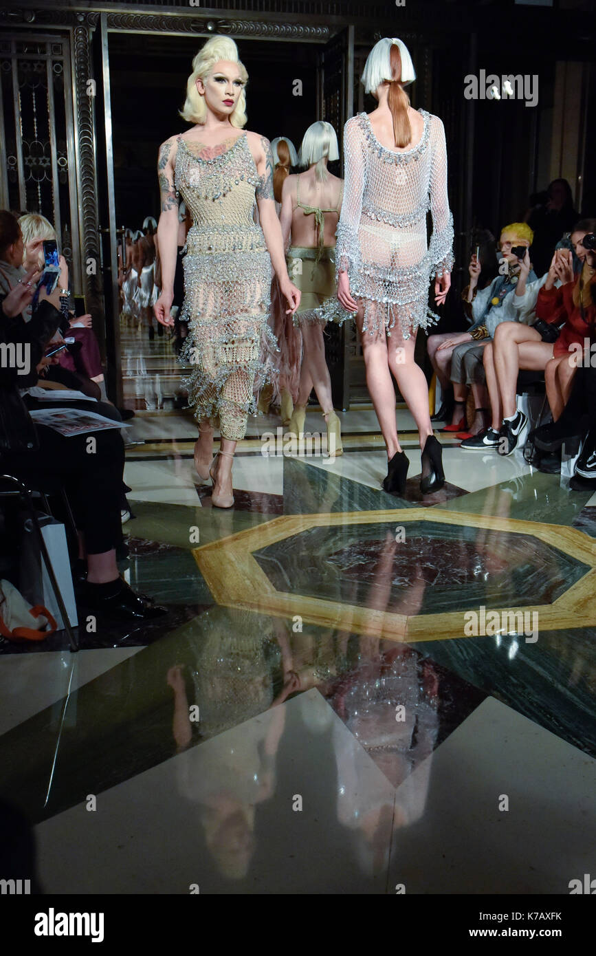 Mark fast fashion designer hi-res stock photography and images - Alamy