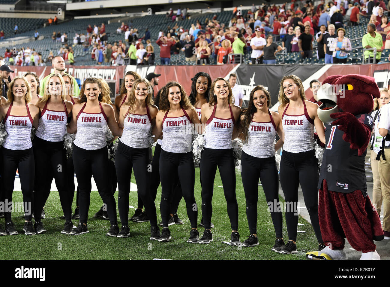 Philadelphia, Pennsylvania, USA. 15th Sep, 2017. Temple Owls mascot ...