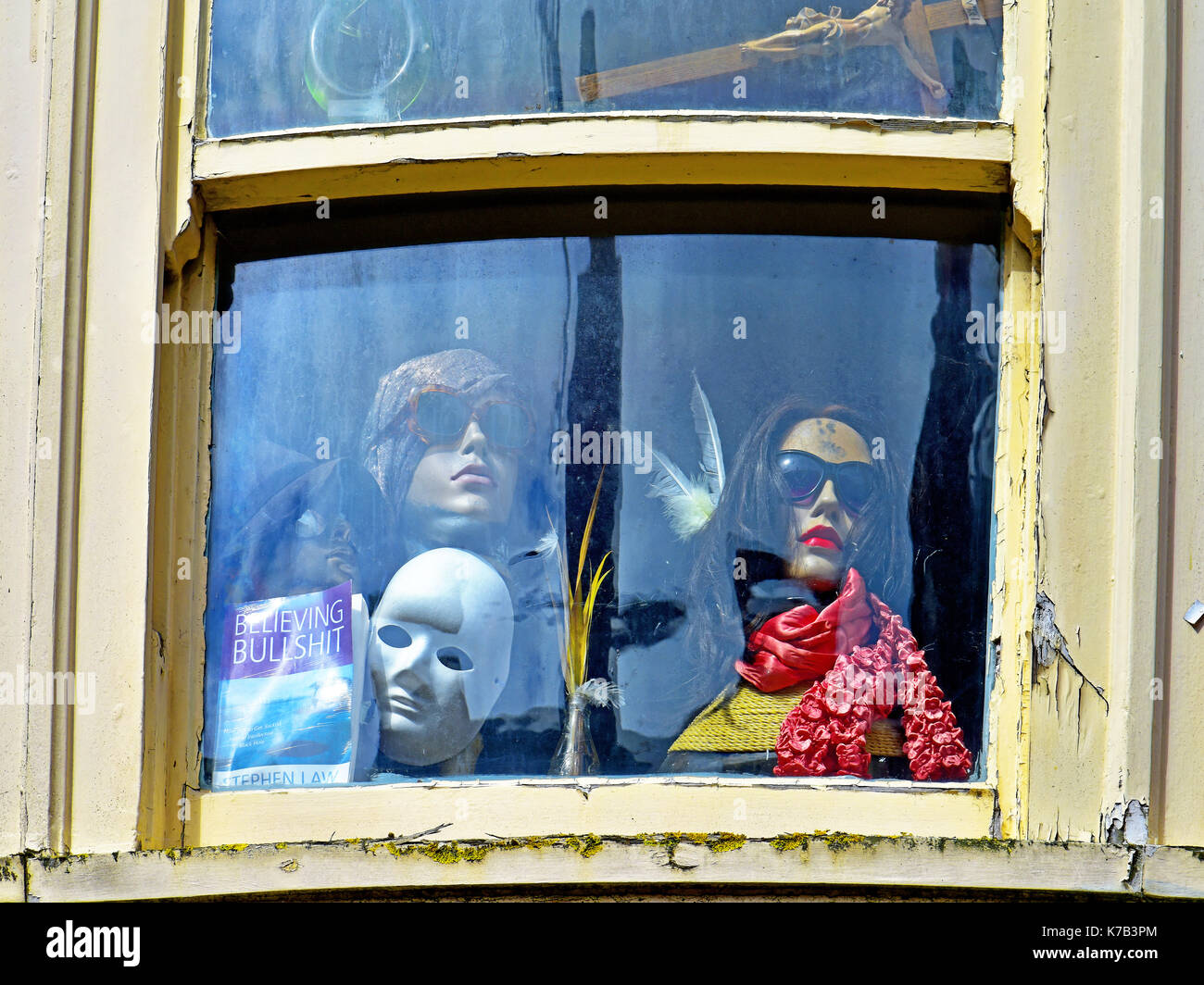 Weymouth Dorset window shoppers Stock Photo - Alamy