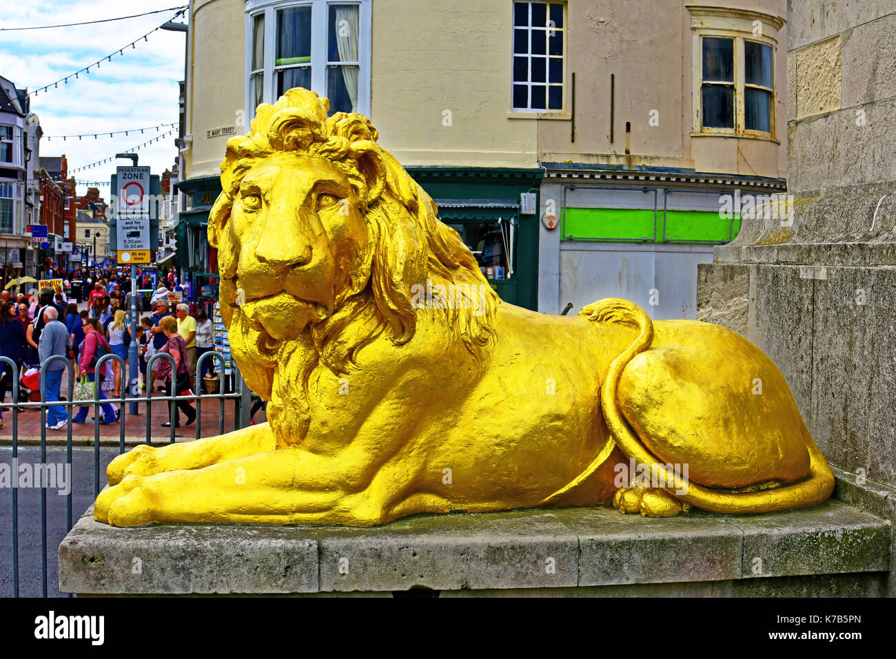 Weymouth Dorset town centre golden lion guardian of statue of King ...