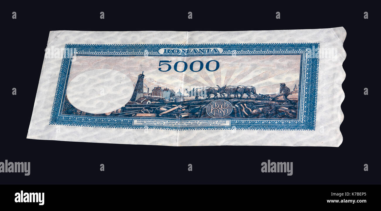 Old Romanian 5000 lei banknote on a black background Stock Photo - Alamy