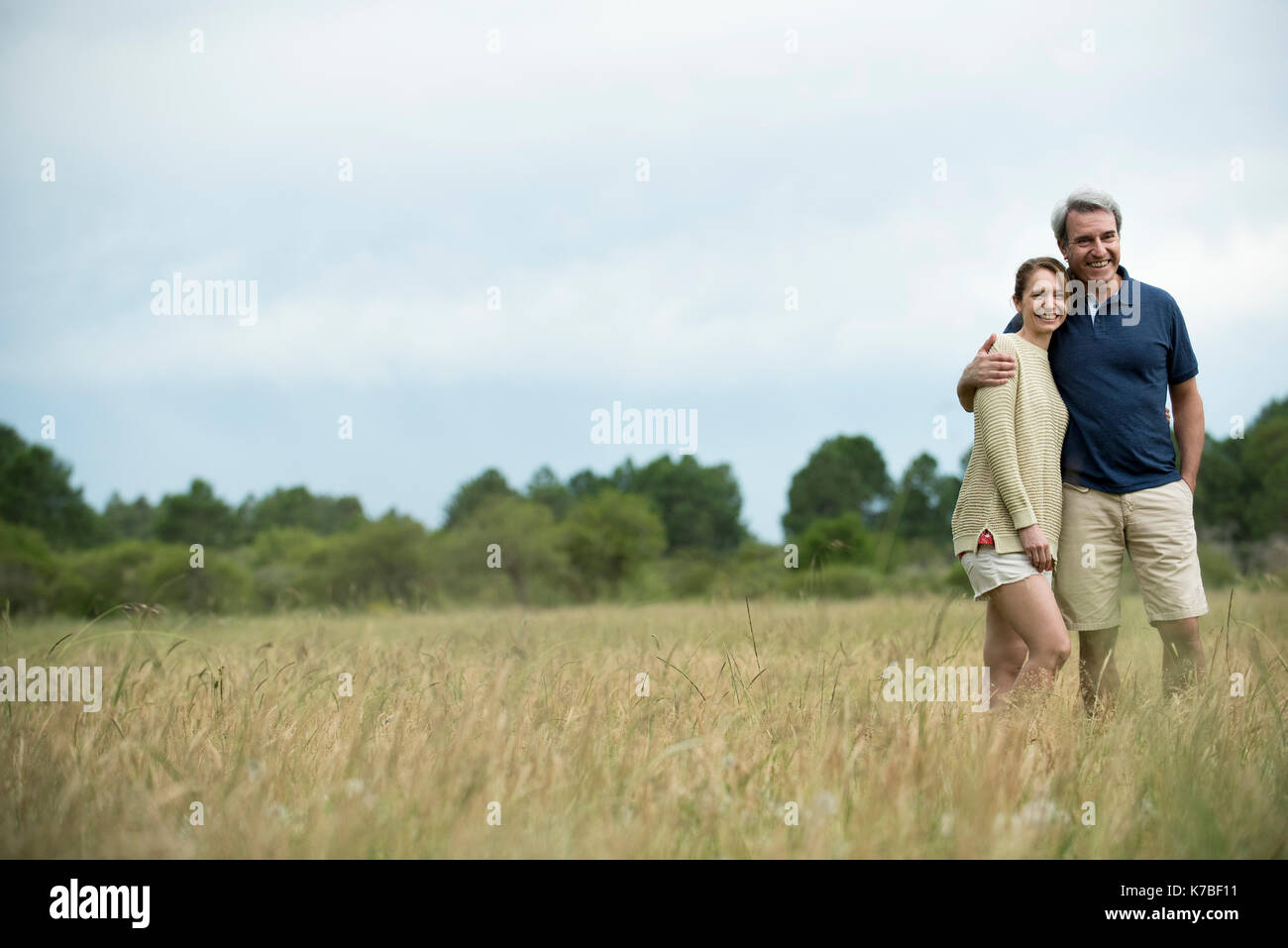 Tall couple standing hi-res stock photography and images - Alamy