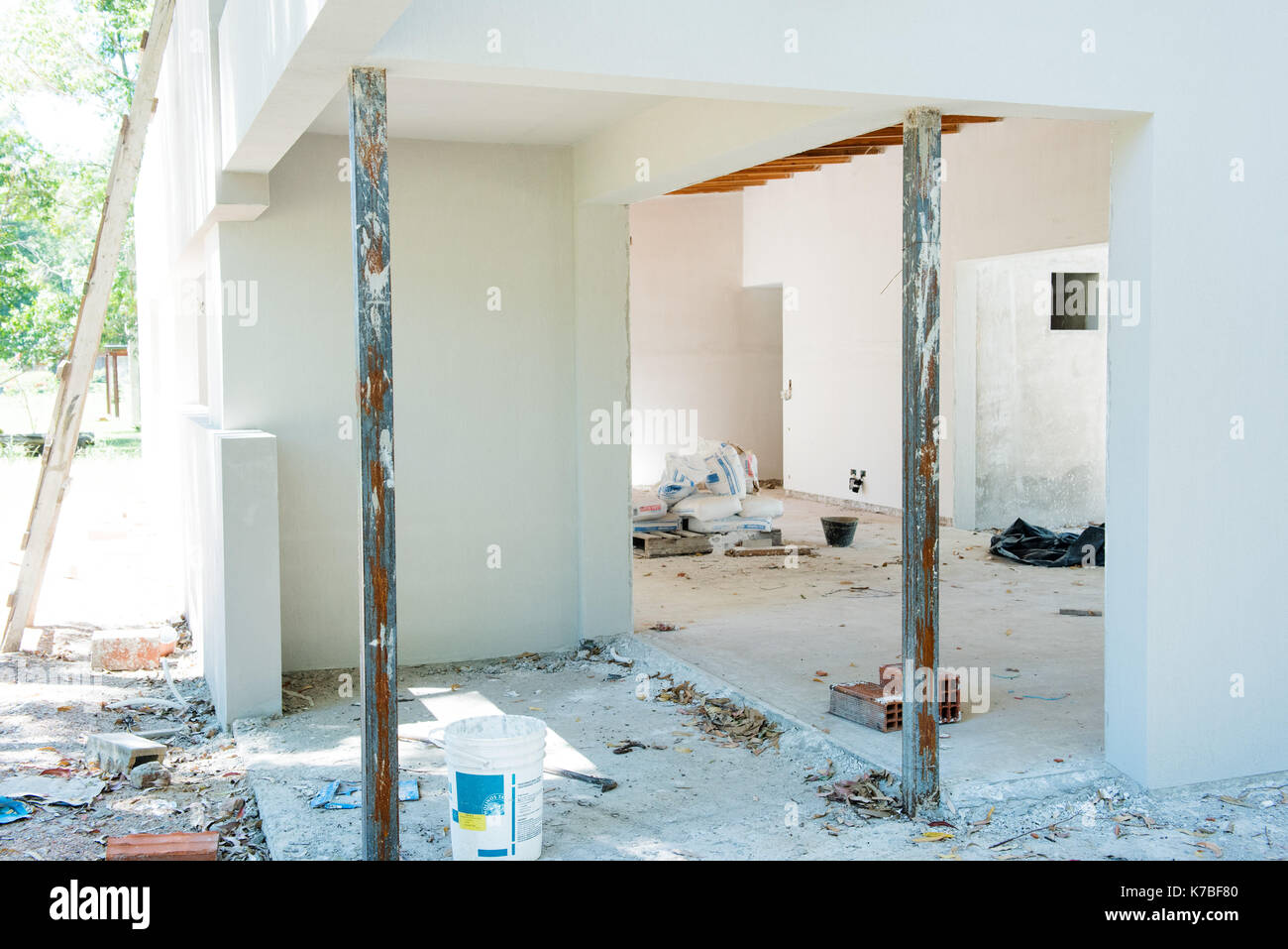 Under renovations hi-res stock photography and images - Alamy