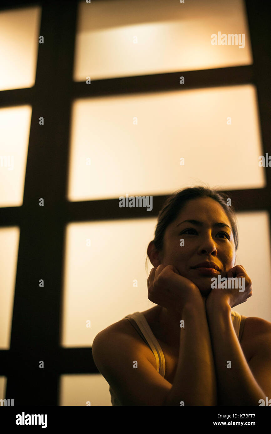 Leaning elbow hi-res stock photography and images - Alamy