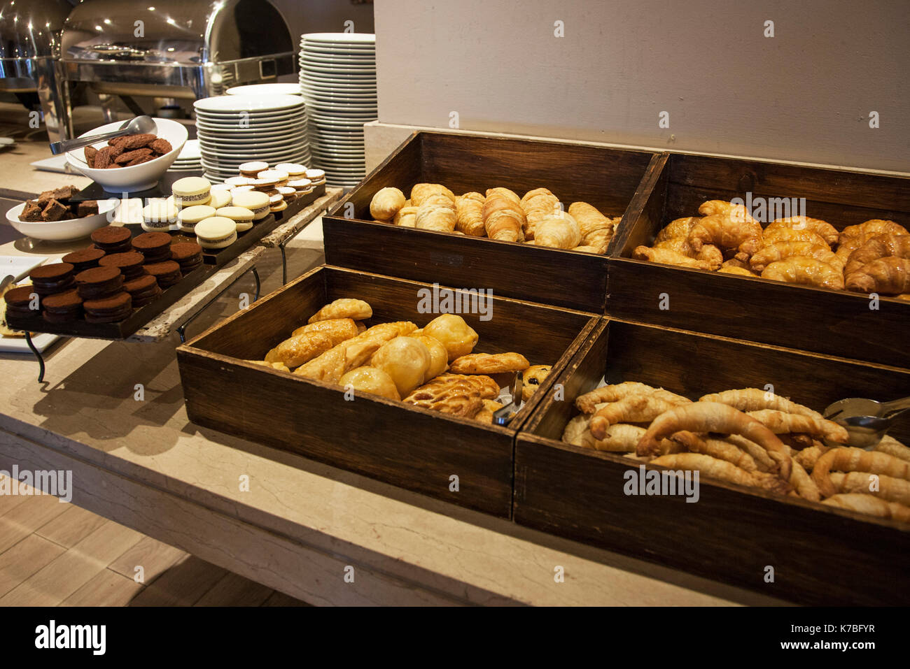 Buffet items hi-res stock photography and images - Alamy