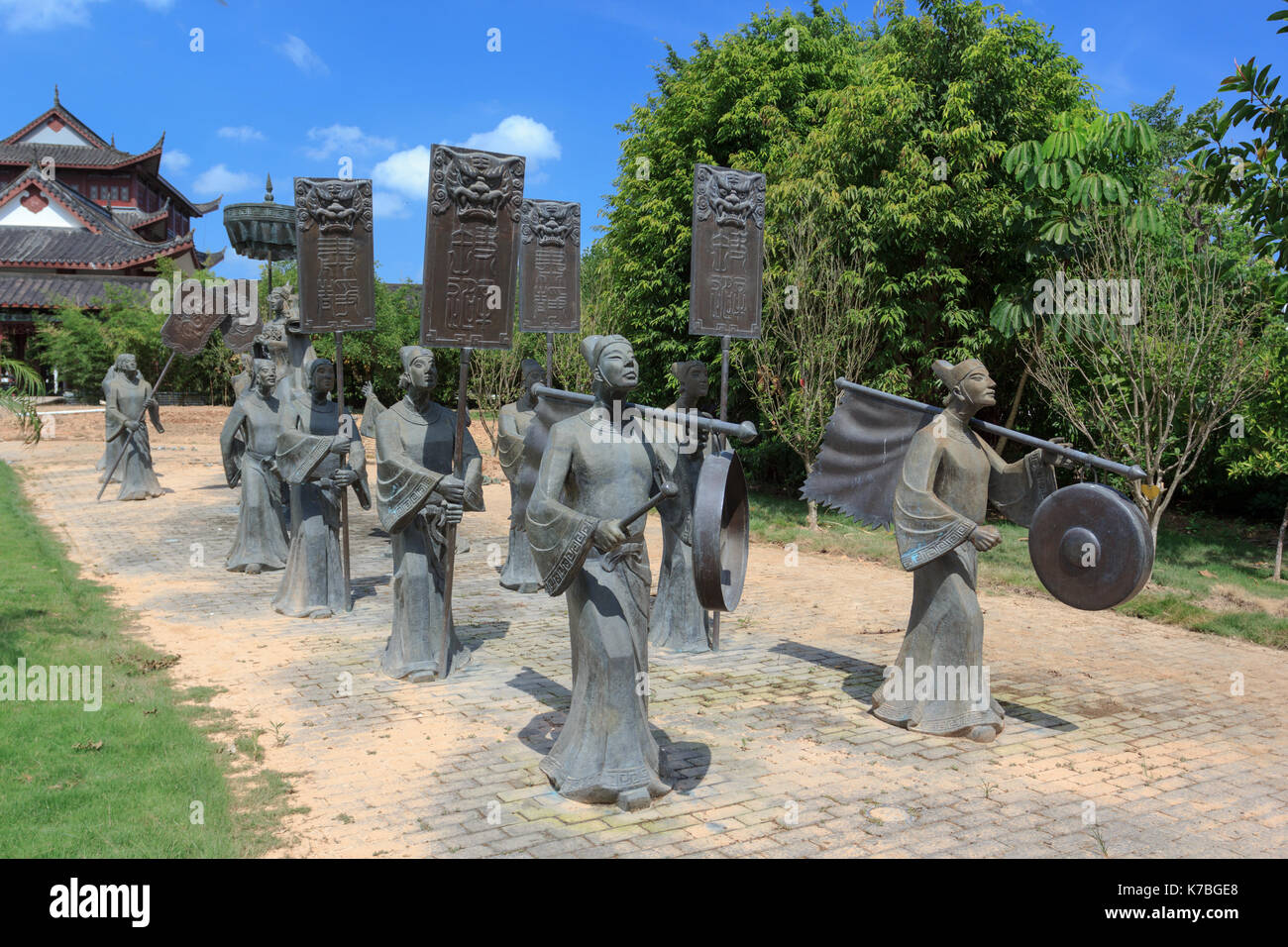 Bronze statue of keep silence and make way Stock Photo - Alamy
